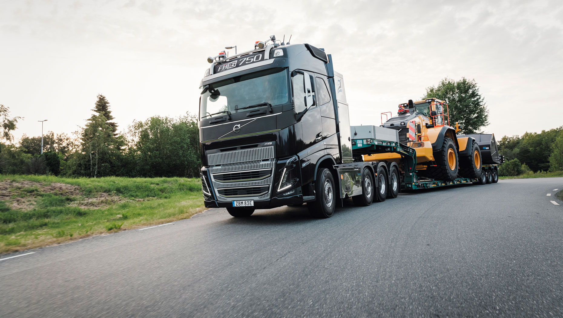 Volvo Trucks introduces the new Volvo FH16 | Volvo Trucks